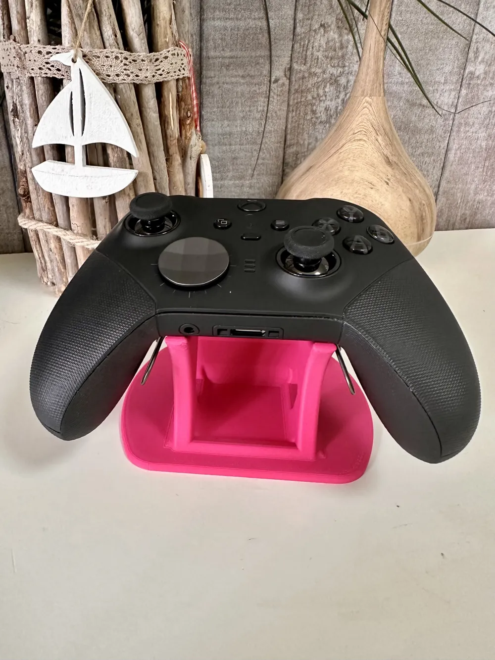 Xbox Elite Series 2 Controller Stand (X-Box) Remixed by holonda3d ...