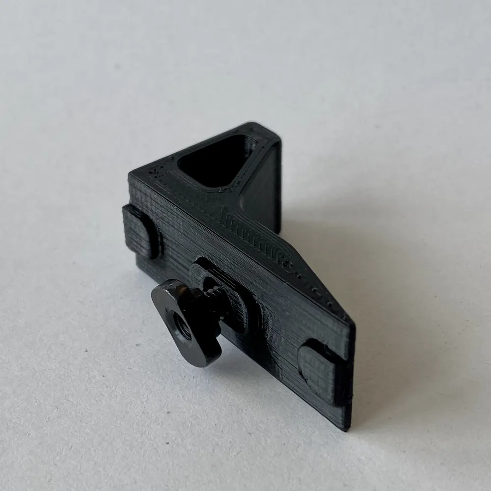 SLR HANDSTOP M-LOK REPRODUCTION by Jérémy Marciacq - MakerWorld