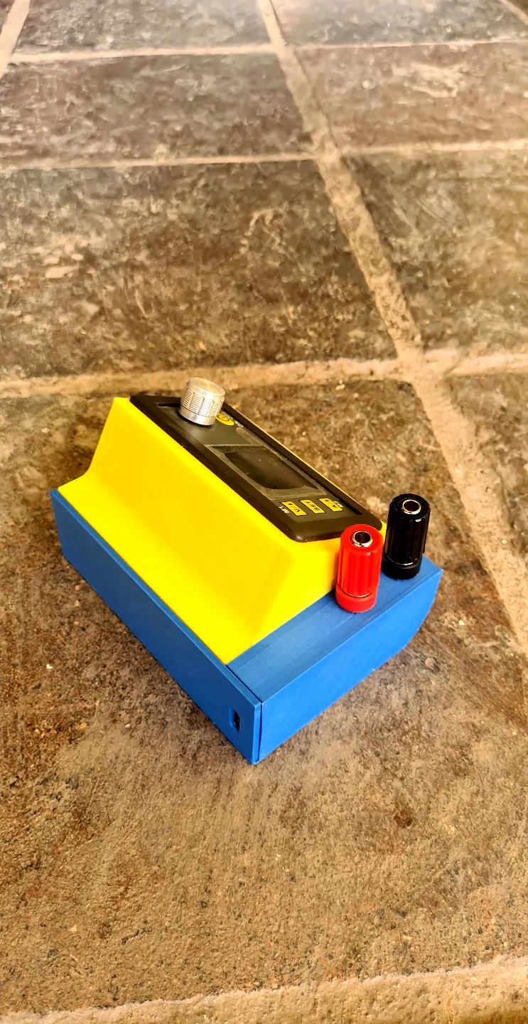 Bench power supply (PSU) enclosure with USB-C PD input and 2 x banana ...