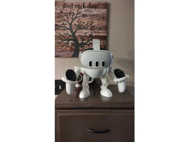 Derpy_Robot_Quest3_Stand Remixed by shadowmerc777 - MakerWorld