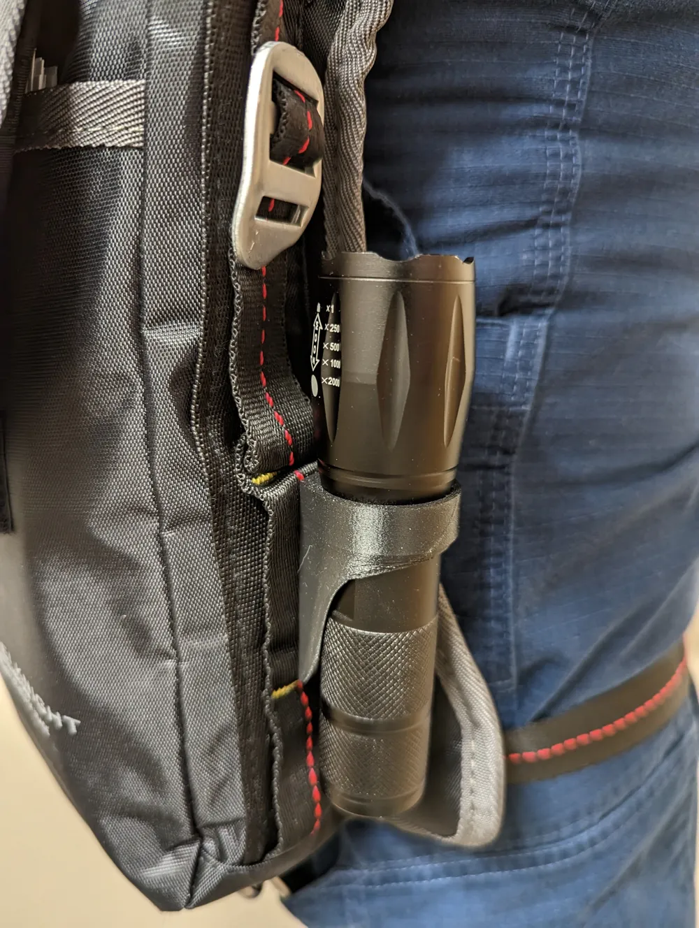 Parametric Flashlight Holder for Shoulder/Hip Pack v1 by Matthew ...