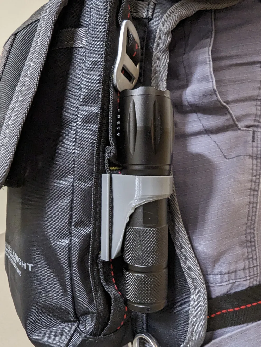 Parametric Flashlight Holder for Shoulder/Hip Pack v2 Remixed by ...