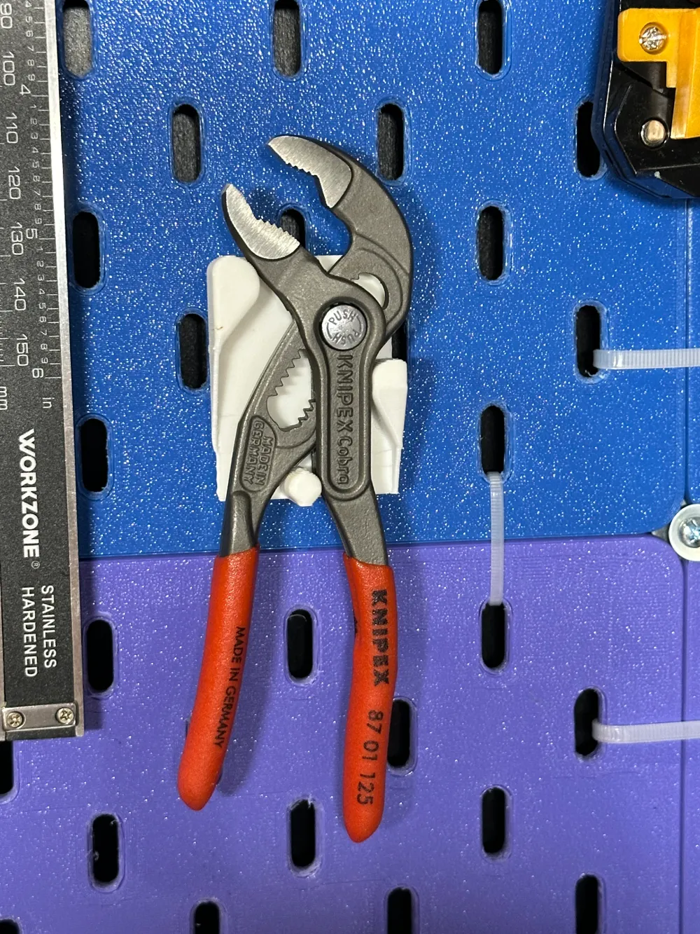 Knipex Pliers Wrench Skadis hook by bacafreakMakerWorld: Download Free ...