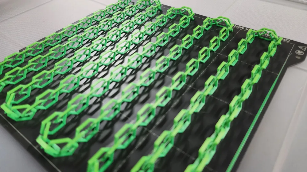 236cm/7'9" Long Hex Chain for MINI - Print in place by Triple G ...