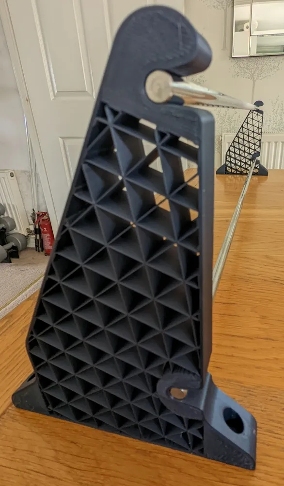 Metal Rod Spool Shelf Bracket by Captain Kibble - MakerWorld