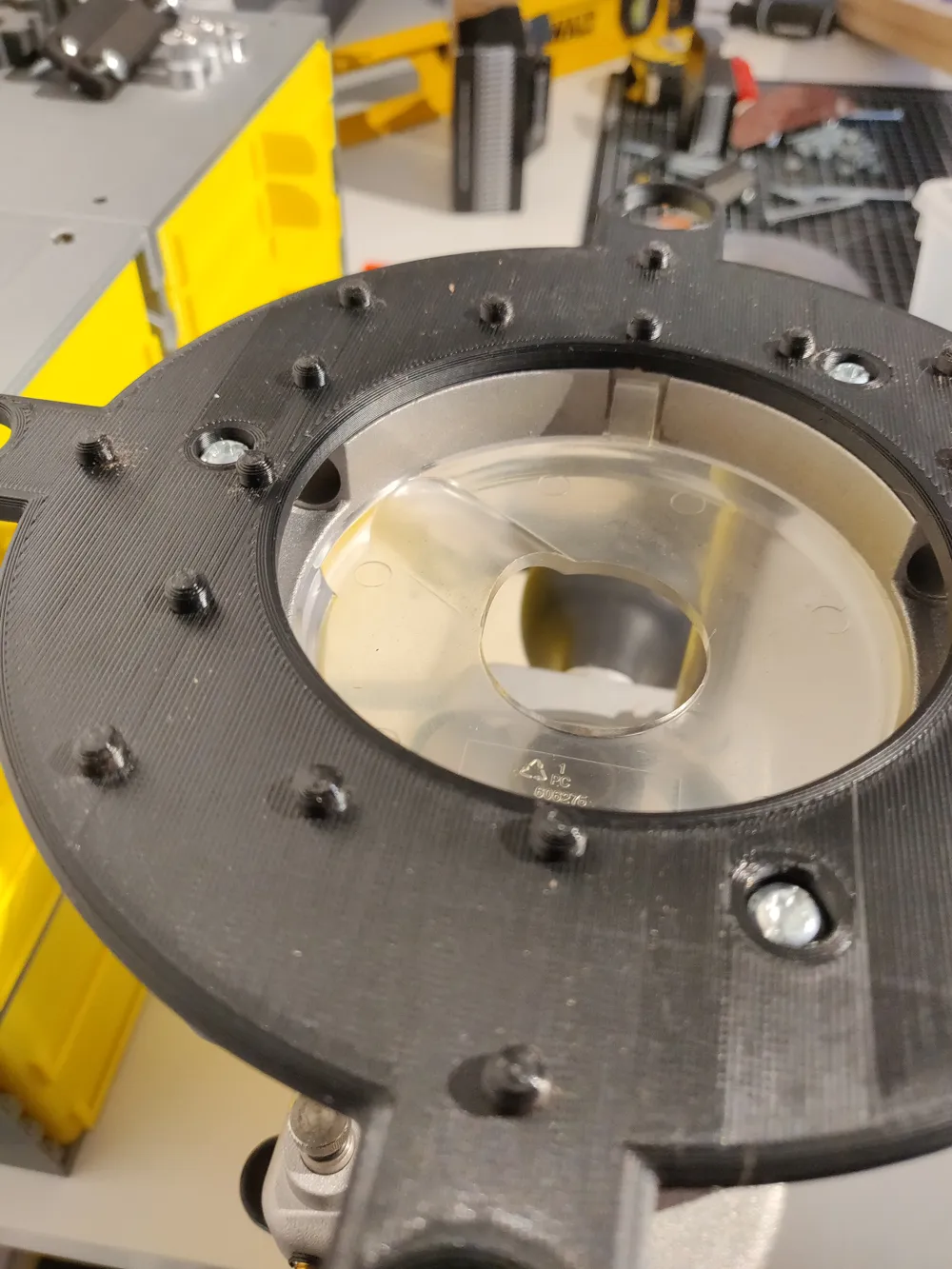 Router Base for Dewalt DW618 Remixed by Marc Elbichon - MakerWorld