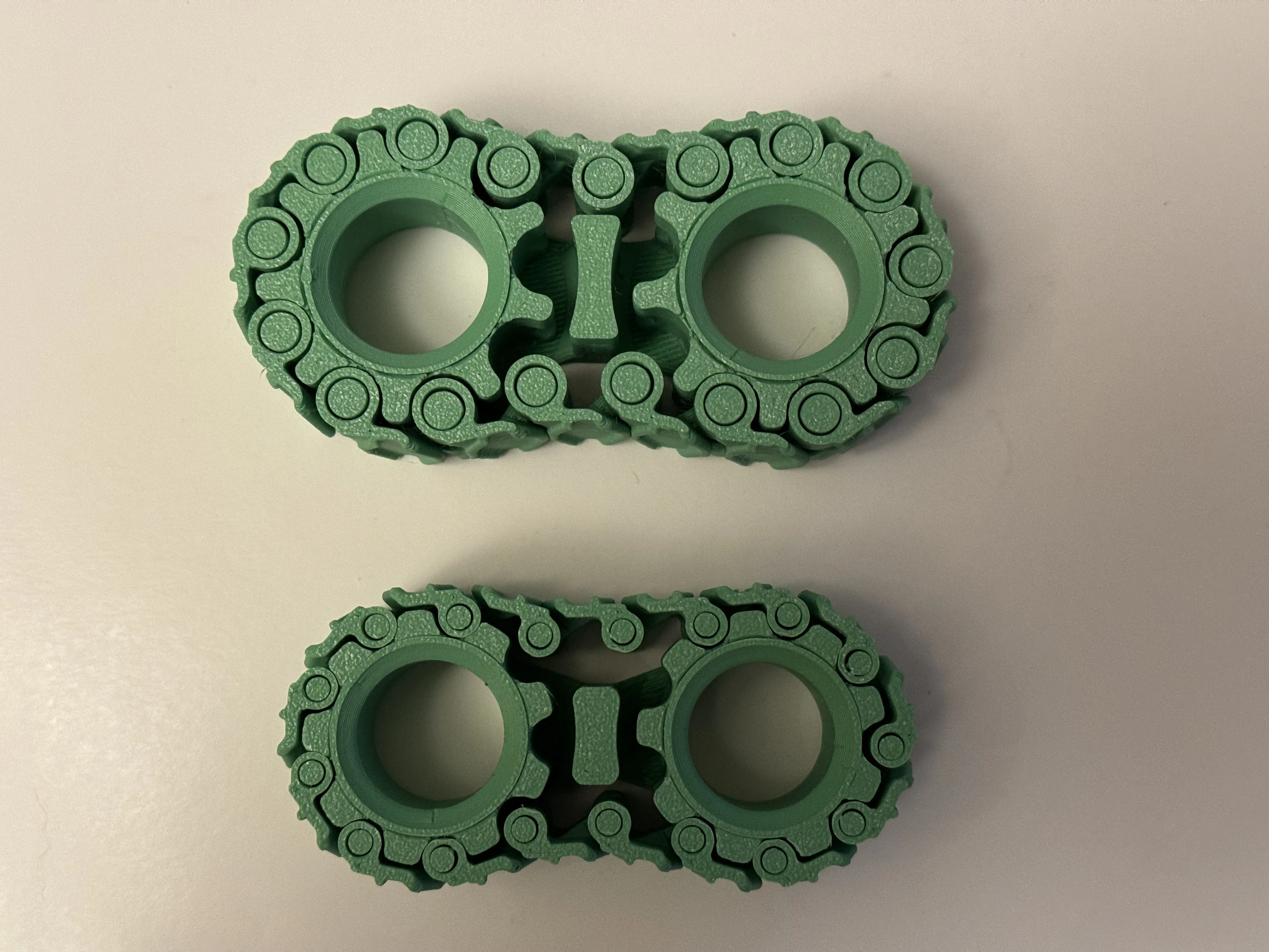 Finger Treads Fidget Track - Print In Place by MottN MakerWorld ...