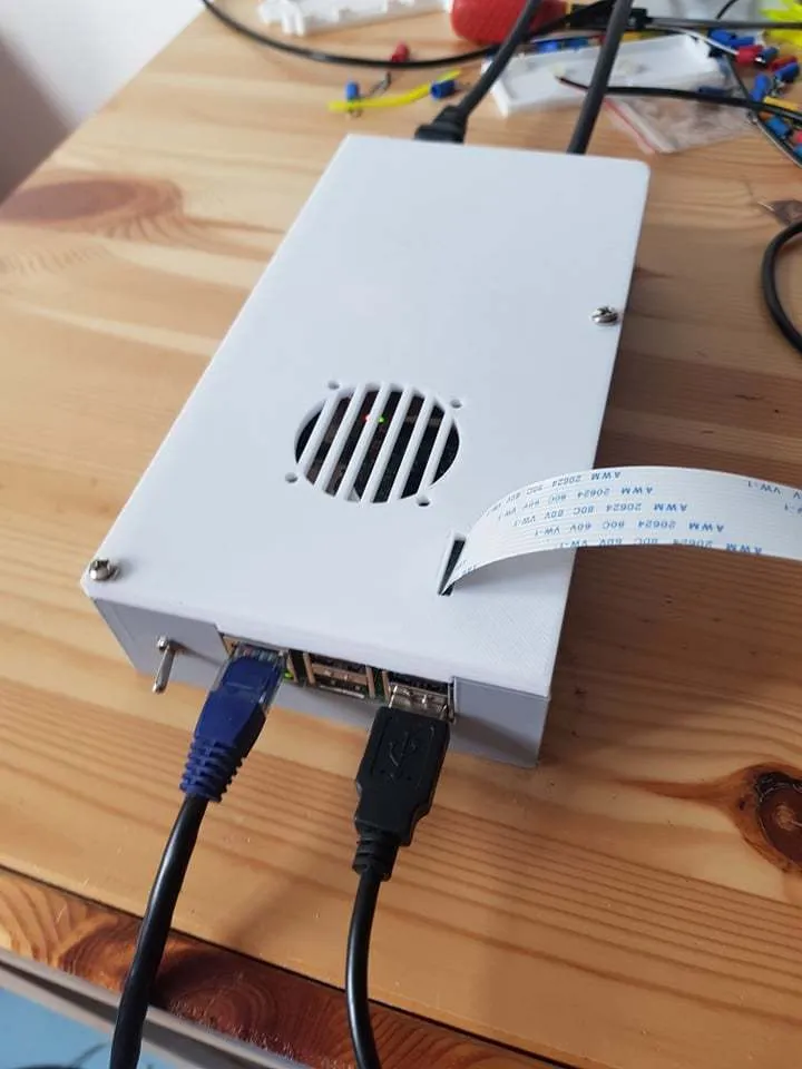 OctoPi-Box with 5V Power Supply and relay by Marsinatorrr - MakerWorld