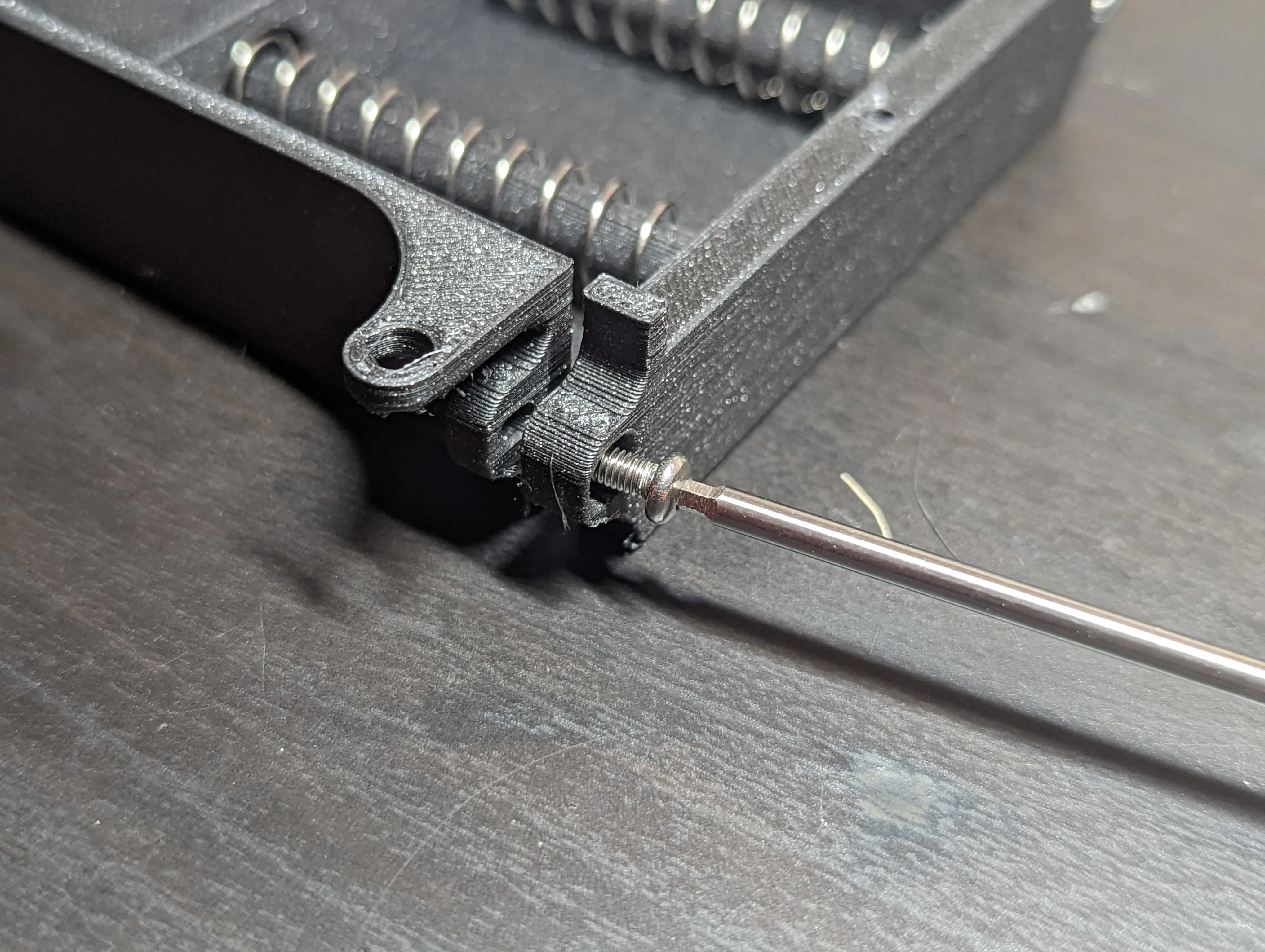 Google Chromecast TV Remote Push-Click mount by ByteSlinger - MakerWorld