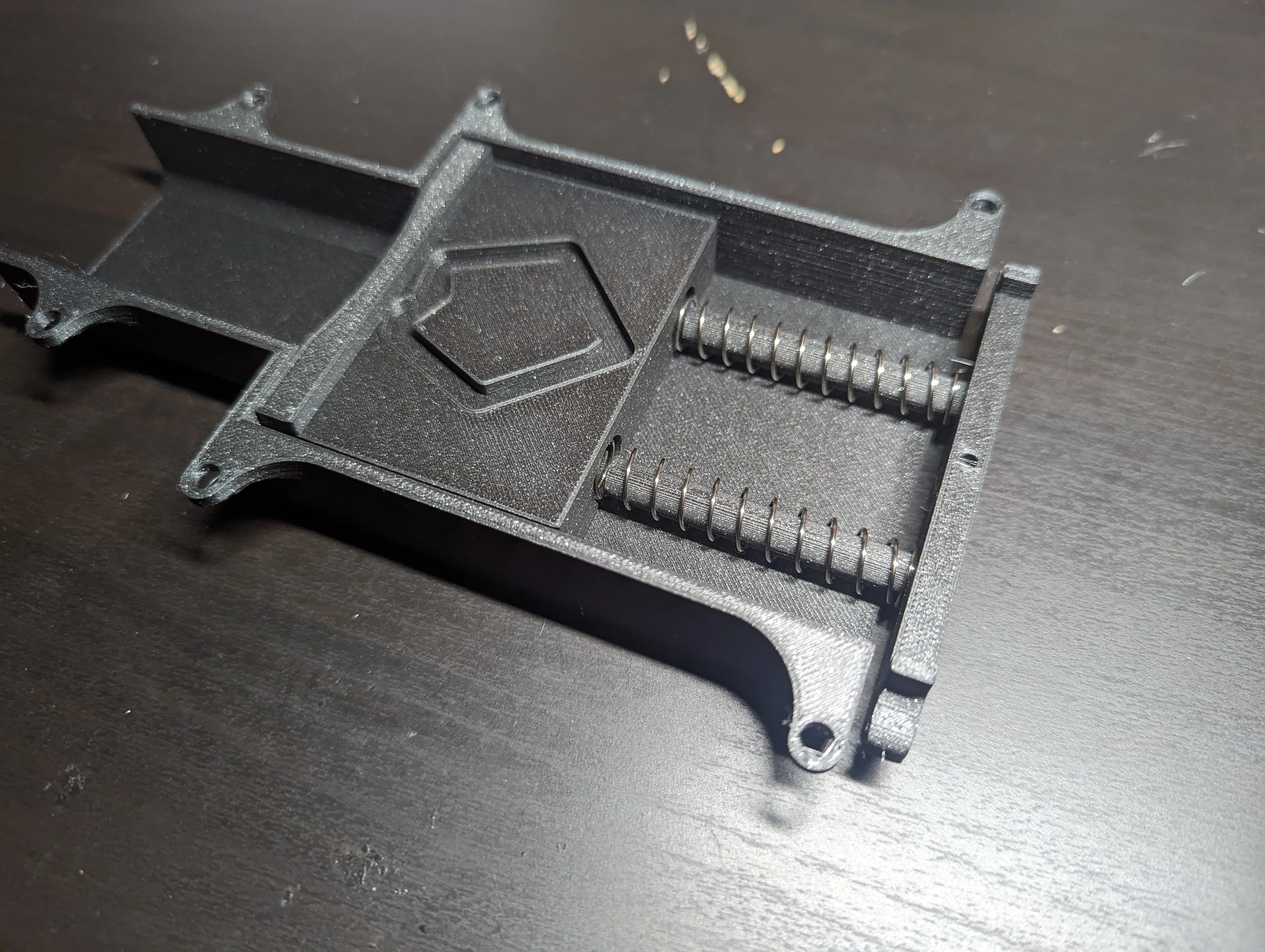Google Chromecast TV Remote Push-Click mount by ByteSlinger - MakerWorld