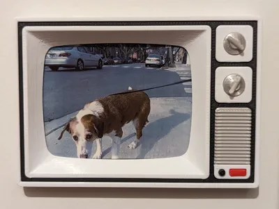 Retro TV Magnet Frame by kriswillcode - MakerWorld