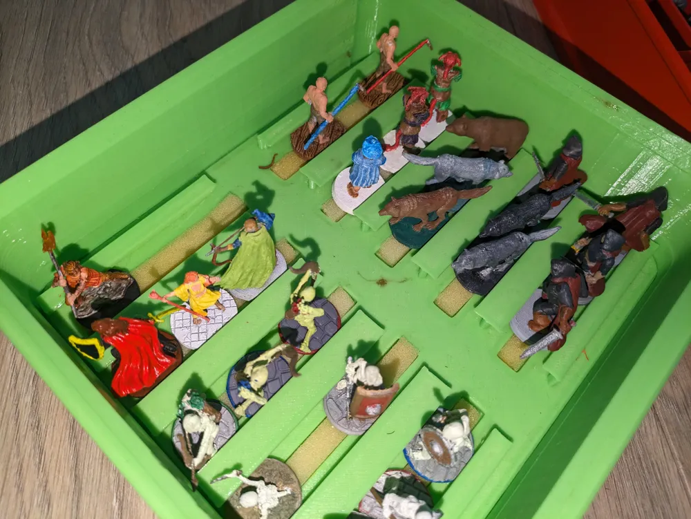 DnD shakeable and stackable miniatures boxes by Darkwing - MakerWorld