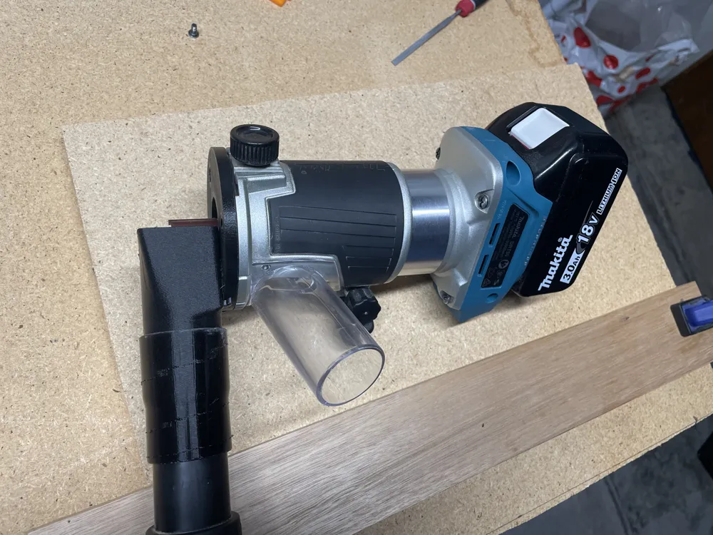 Dust extractor for Makita 18V router/trimmer DRT50Z by Martin_au ...