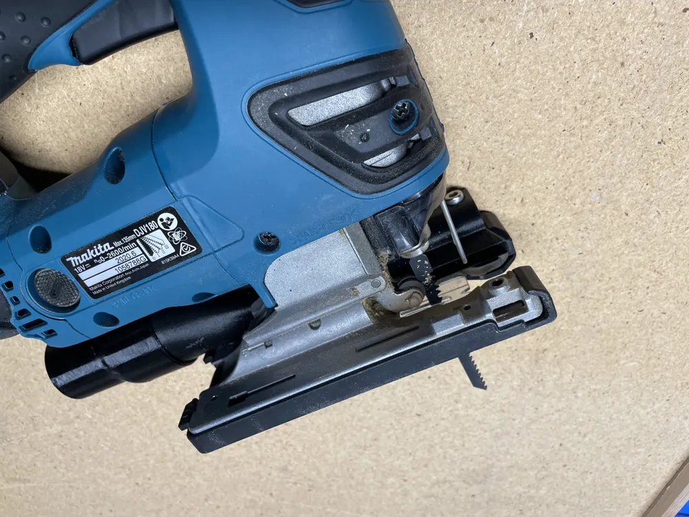 Dust extraction nozzle for a Makita 18v Jigsaw (DJV180) by Martin_au ...