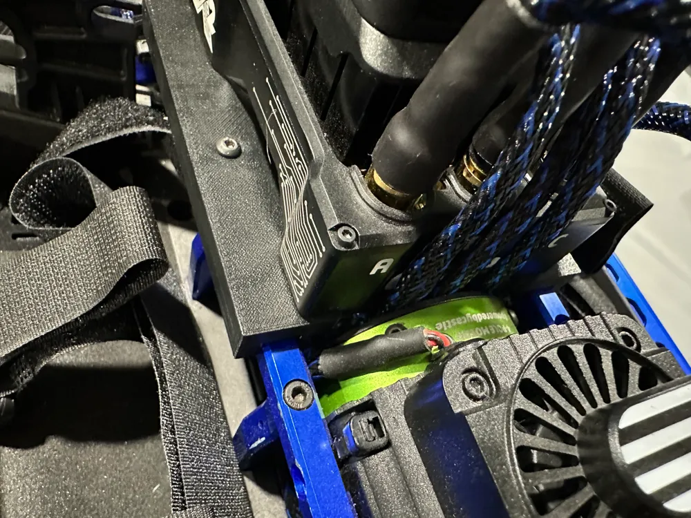 XLX2 Xmaxx Mounting Plate ESC - Free 3D Print Model - MakerWorld