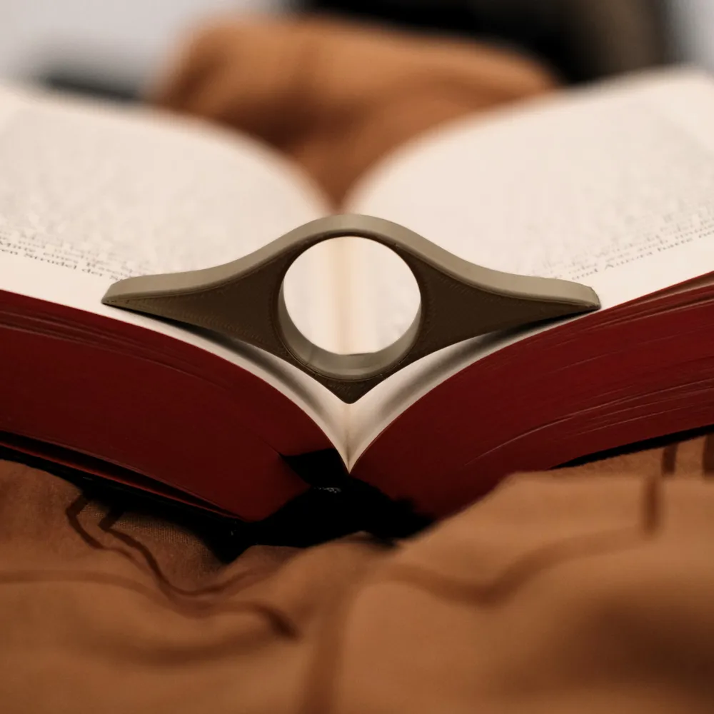 Book Holder for easy one-handed reading by Sakul96 - MakerWorld