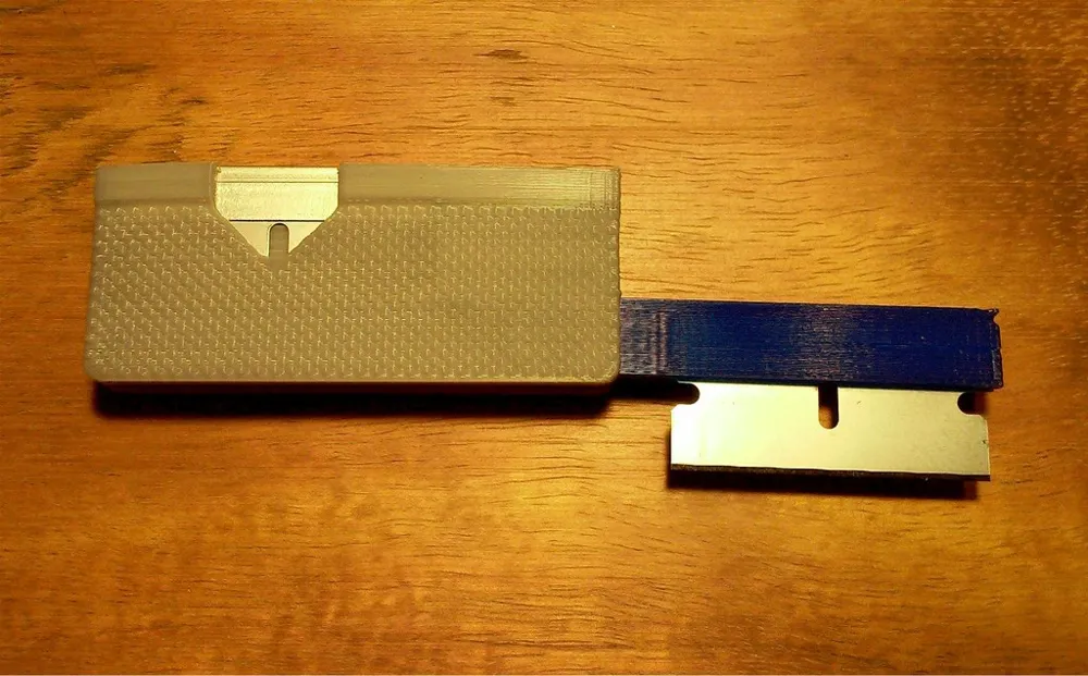 Folding Razor Blade Holder by lobocnc - MakerWorld