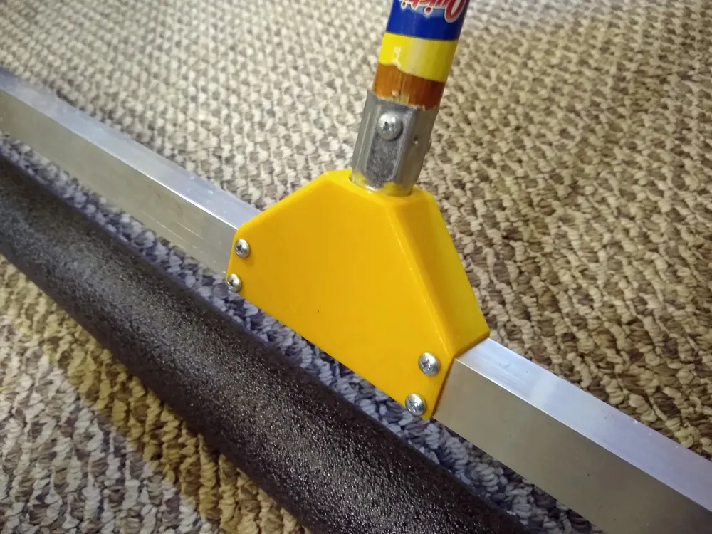 Roller Squeegee/Roller Towel for Court Drying by LoboCNC - MakerWorld