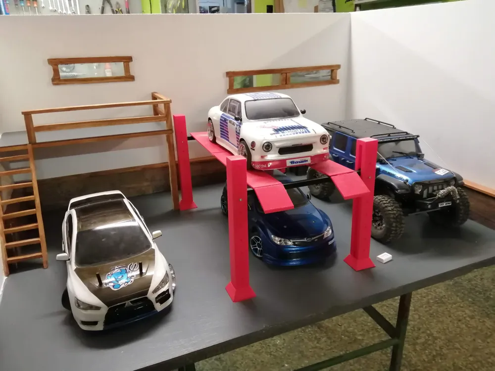 Stojan na RC auto by Beda_Bedrich - MakerWorld