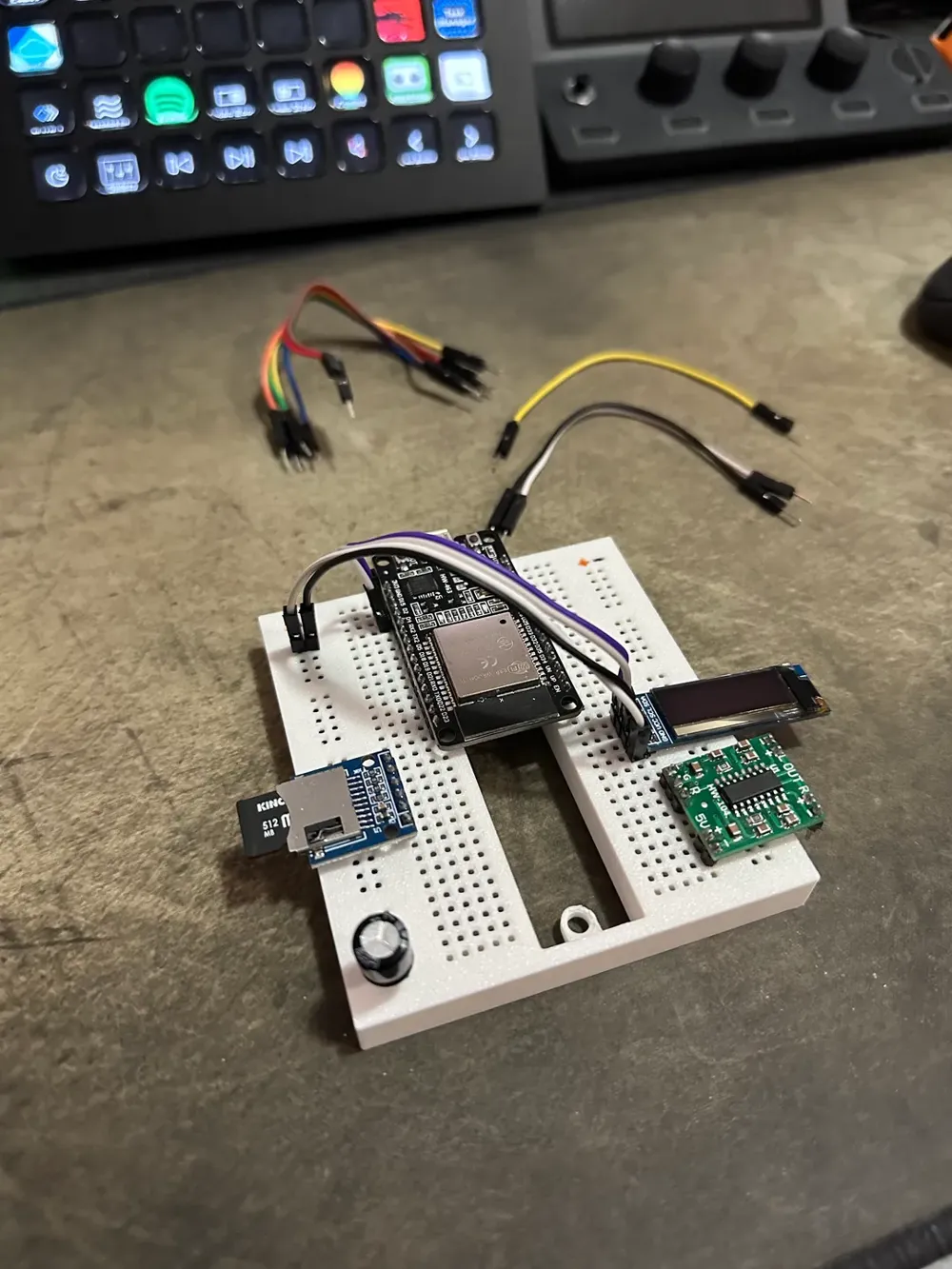 ESP-32 Breadboards Remixed by Coolshrimp - MakerWorld