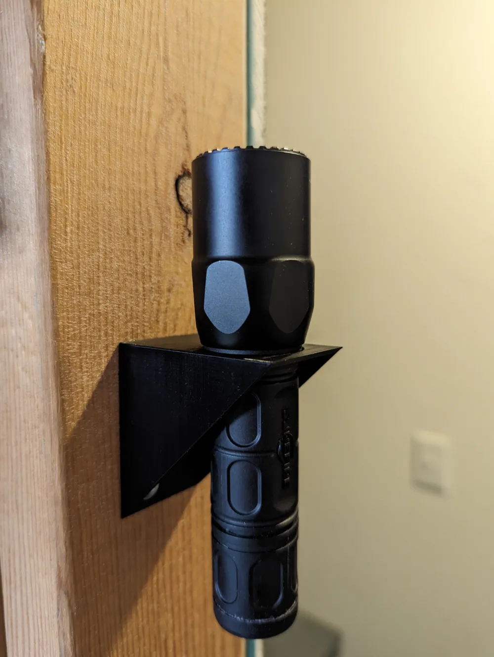 Wall-Mount Flashlight Holder - Surefire G2X by plaid_brad - MakerWorld
