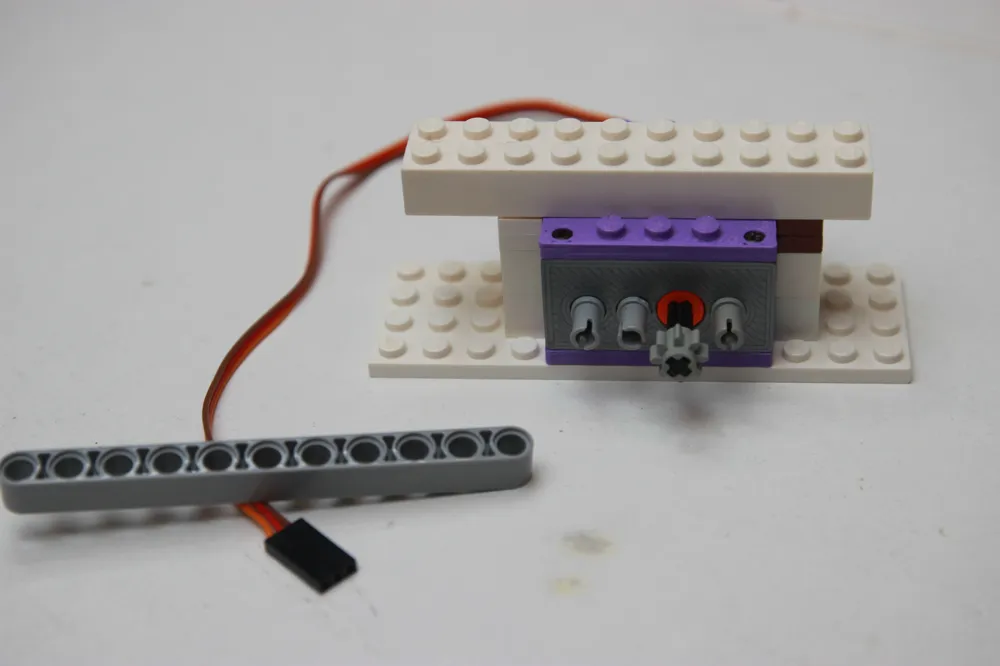 Lego micro servo housing by martin.prager - MakerWorld