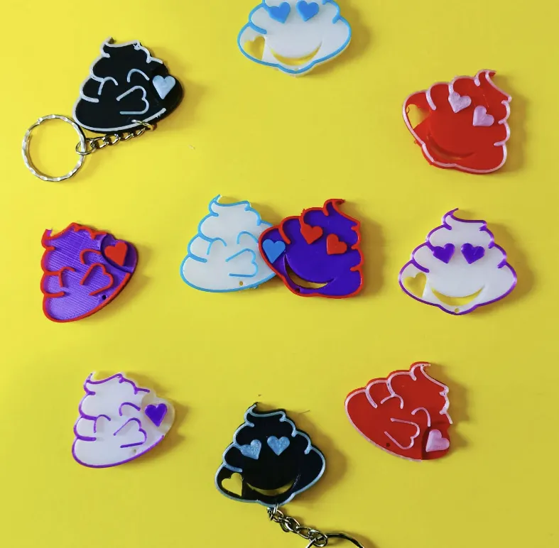 Loving Poo KeyChains by EmanueleZiliani 3DZ - MakerWorld