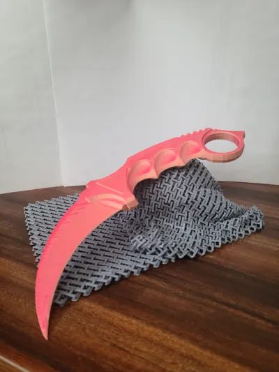 Display stand for Karambit (CS:GO/CS2) by Patte Santos - MakerWorld