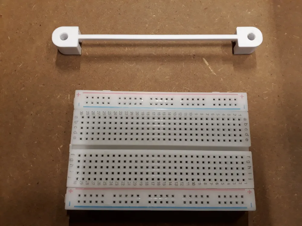Minimal breadboard screw mount by Mandrake - MakerWorld