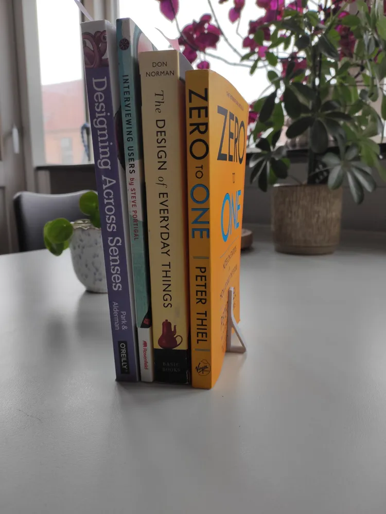 BookStop: Simple, Minimal and Fast Printing Bookend. by magnus.horlyk ...