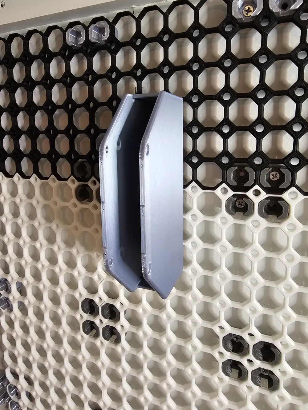 AMS MultiBoard Mount Remixed by blade4665 - MakerWorld