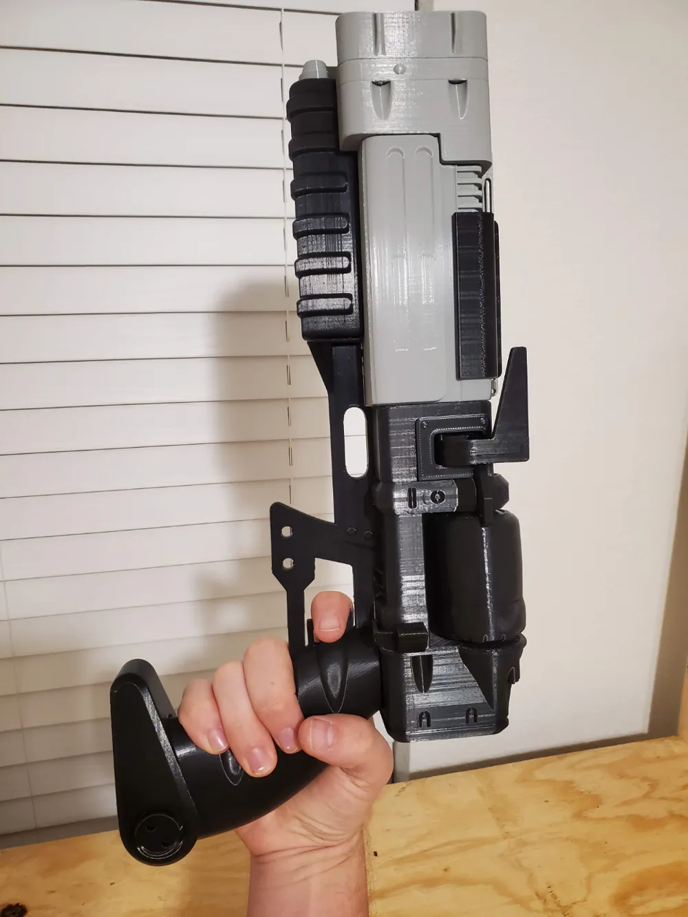 Fallout 4 Laser Pistol by asamati - MakerWorld