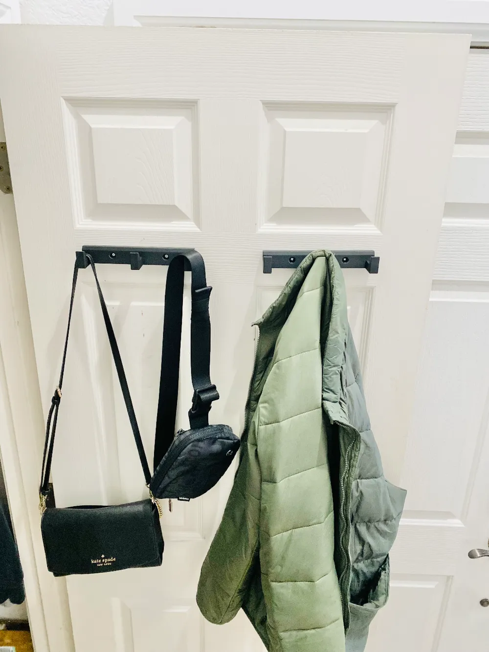 Door Hook - Modern Style by PrintsByPerlas - MakerWorld