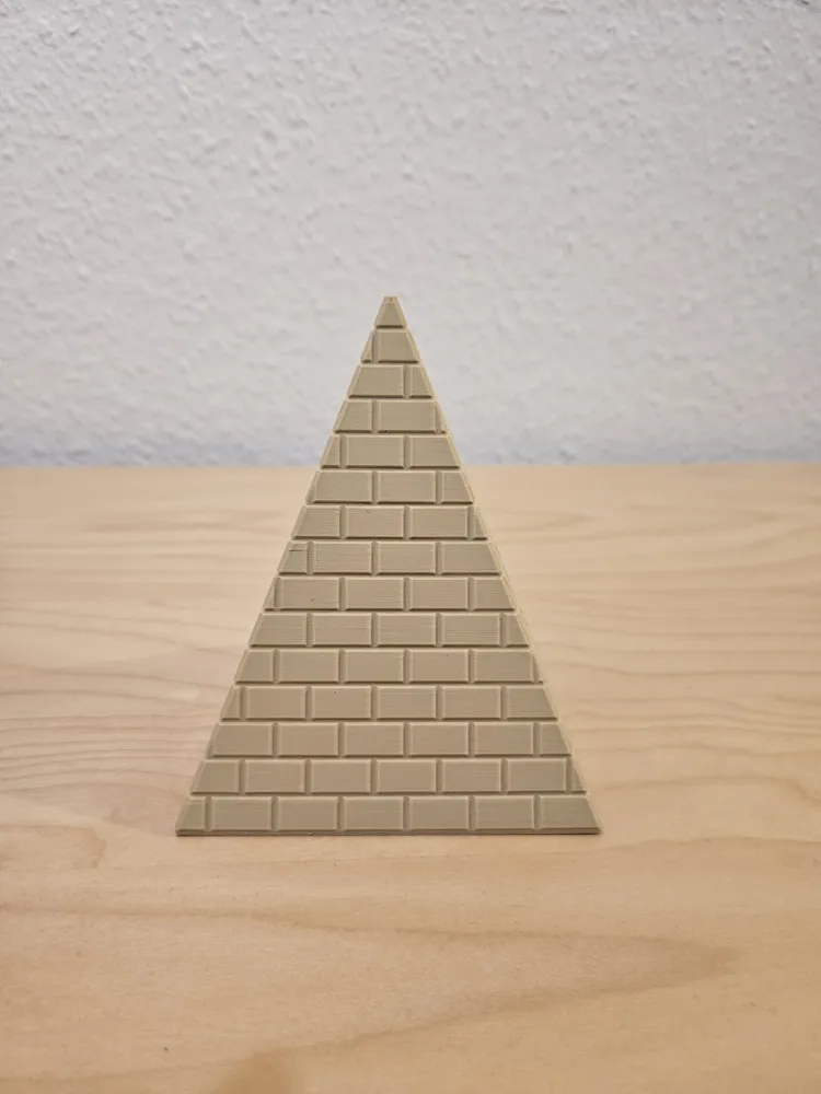 Aquarium Pyramid by Filamentos - MakerWorld