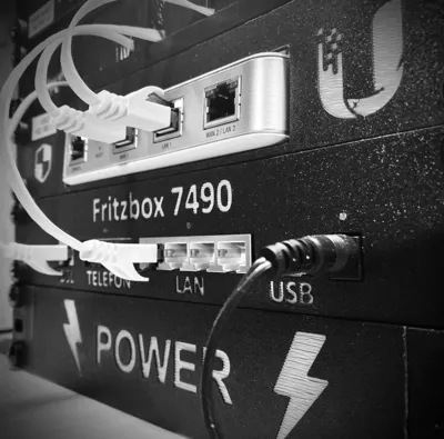 10" Unifi + Fritzbox 7490 + Intel NUC - Network Rack Project by 3D ...