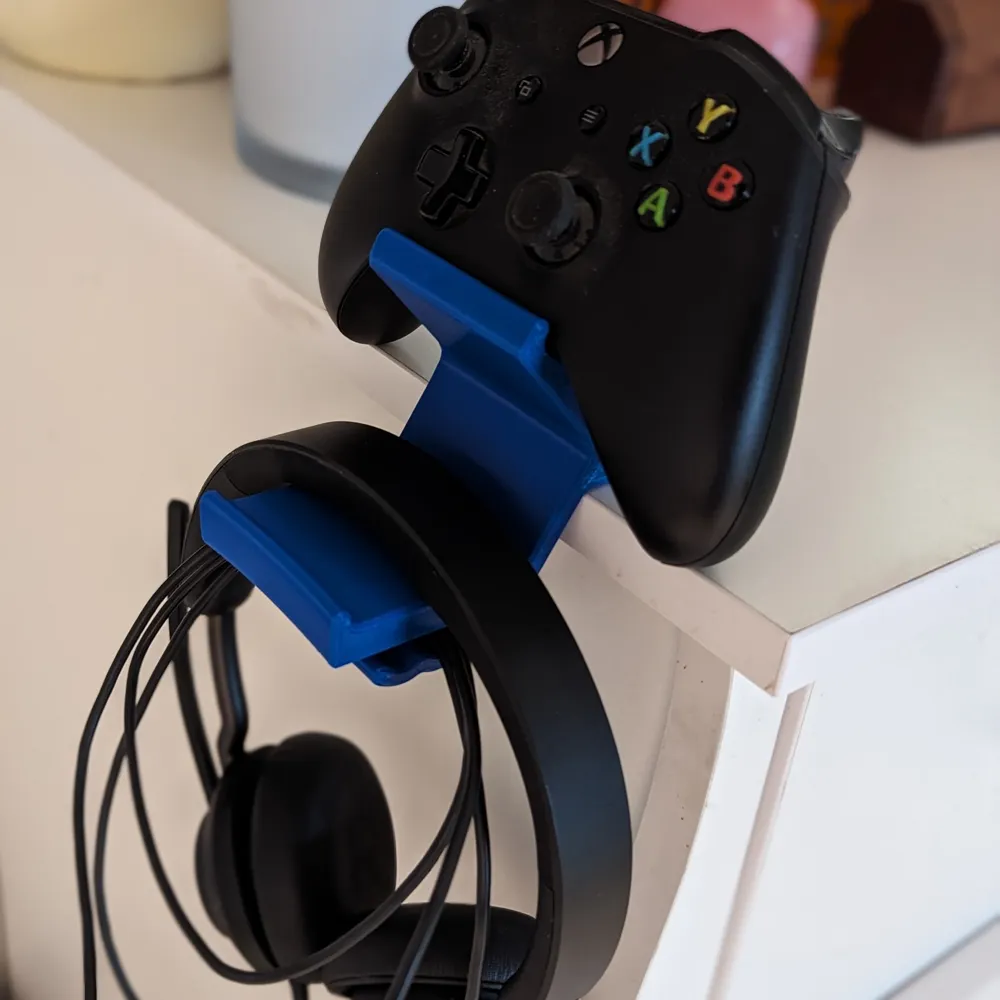 Desktop Gamepad Controller & Headphone Hanger Holder by bruno.galam ...