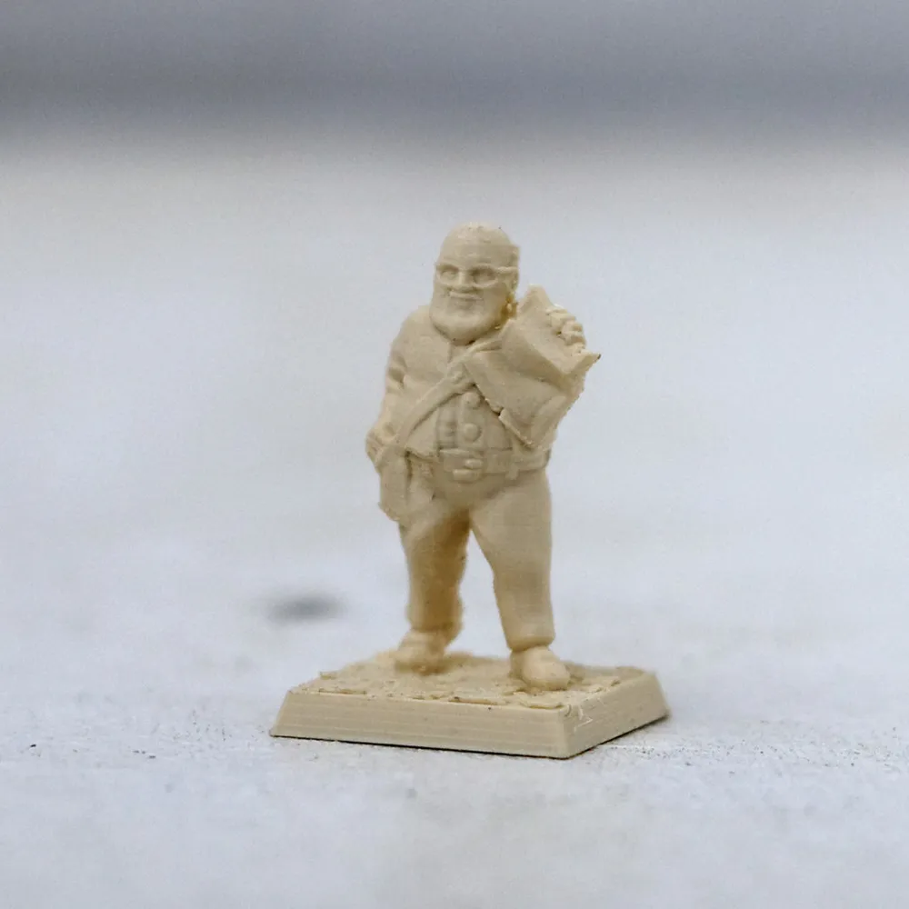 Stan the Explorer 28mm (supportless, FDM friendly) by Brite Minis ...