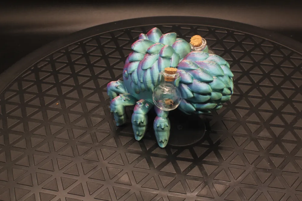 Chibi Jumping spider vial holder by protopixellabs - MakerWorld