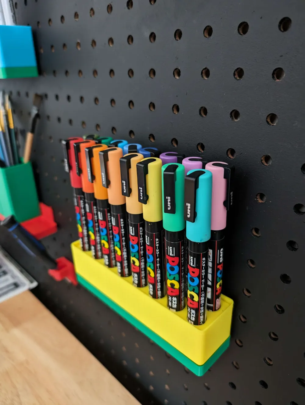 4x1 Gridfinity 3M Posca holder magnet base by Androo4u - MakerWorld