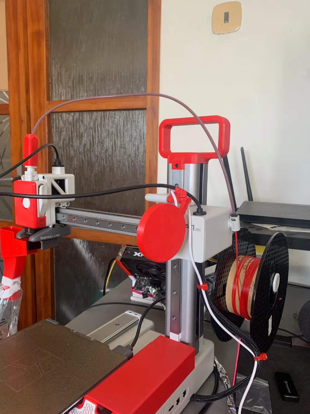 A1/Mini Lamp 001 Holder With Cable Guide by Adam Vaněk MakerWorld ...