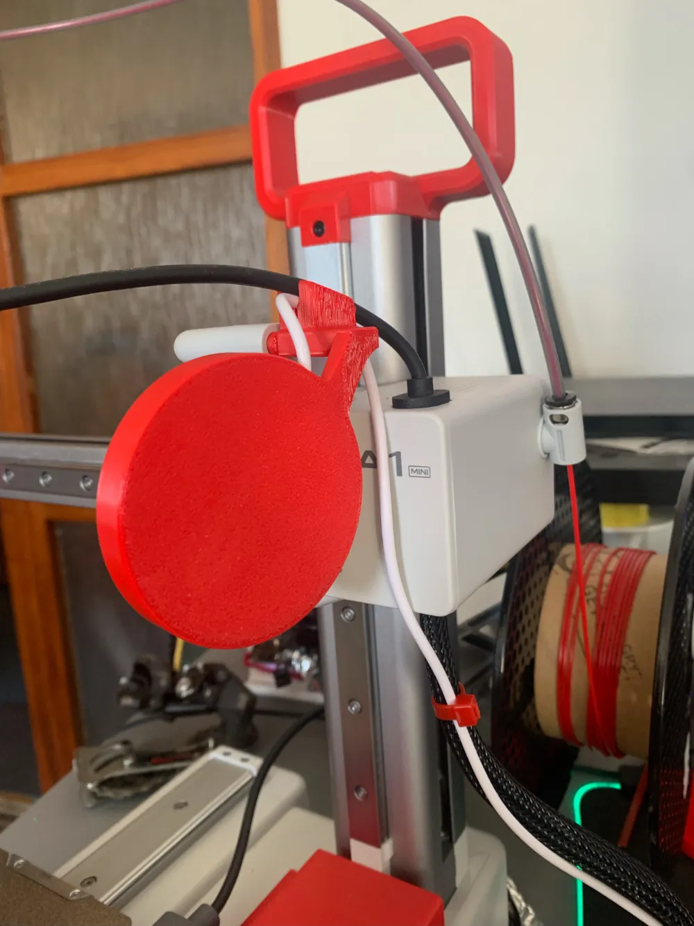 A1/Mini Lamp 001 Holder With Cable Guide by Adam Vaněk MakerWorld ...