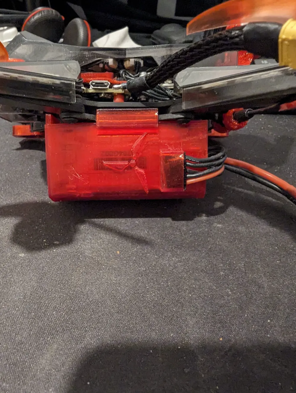 Tiny Trainer HD battery sleeve w/ beeper and balancer mount Remixed by Lefti - MakerWorld