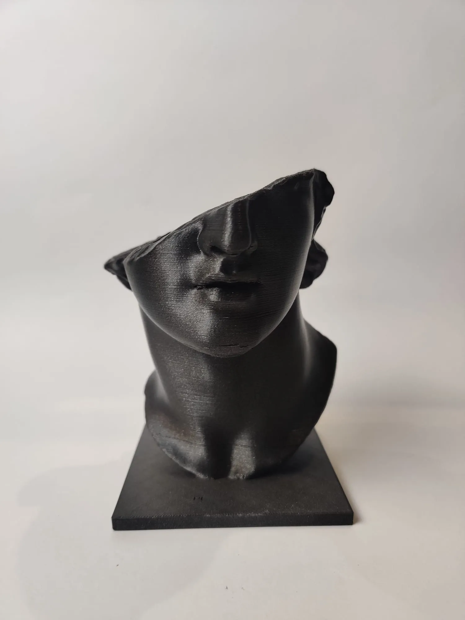 Venus Elegance Sculptural Vase by Collecticraft MakerWorld: Download Free 3D Models