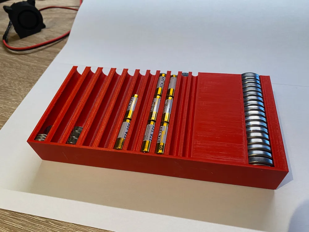 Coin battery storage by johanik - MakerWorld