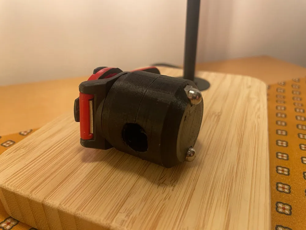 Quad lock adapter for 12mm bracket - Free 3D Print Model - MakerWorld