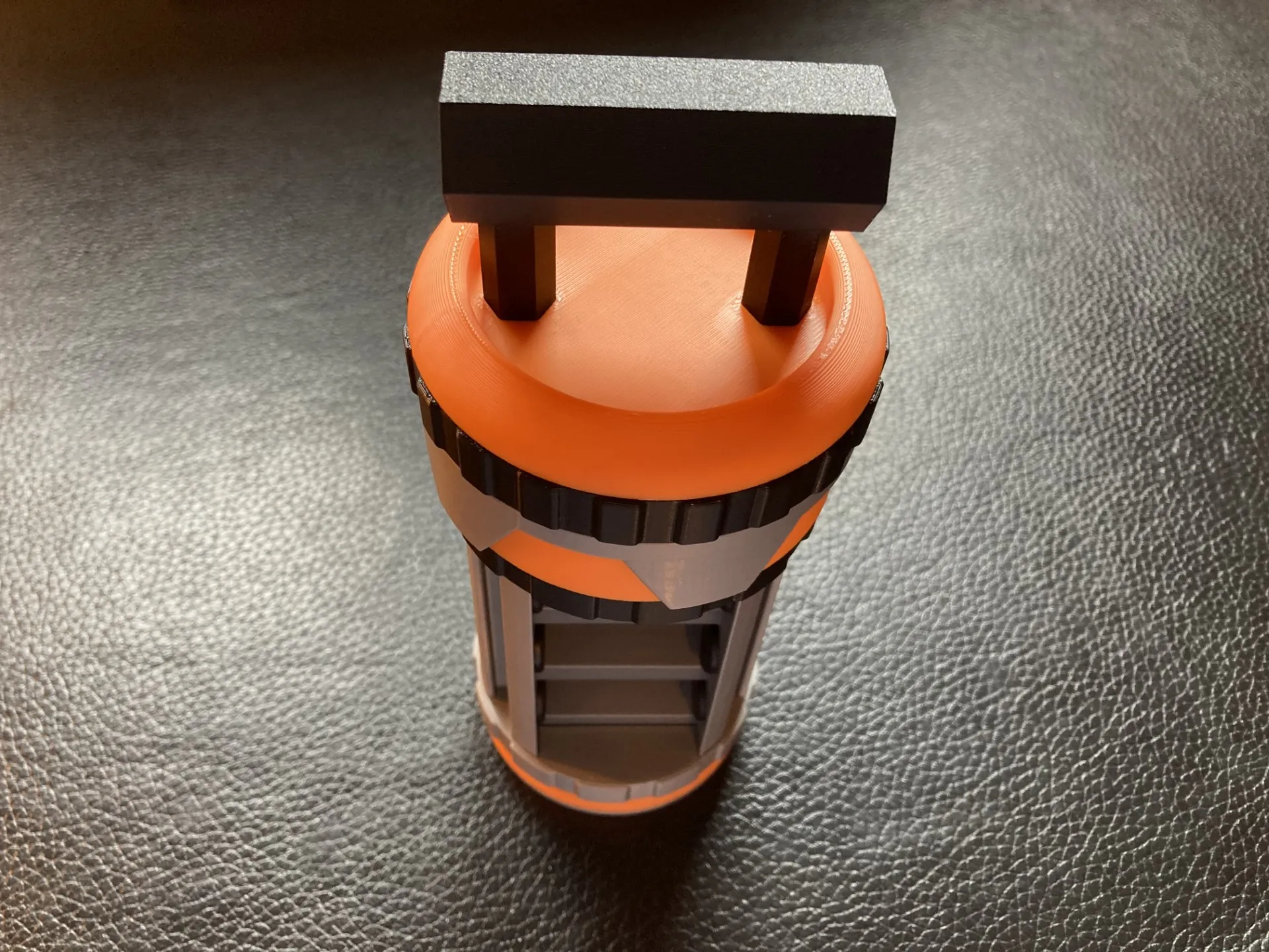 Savi's Workshop Kyber Crystal Container - Free 3D Print Model - MakerWorld