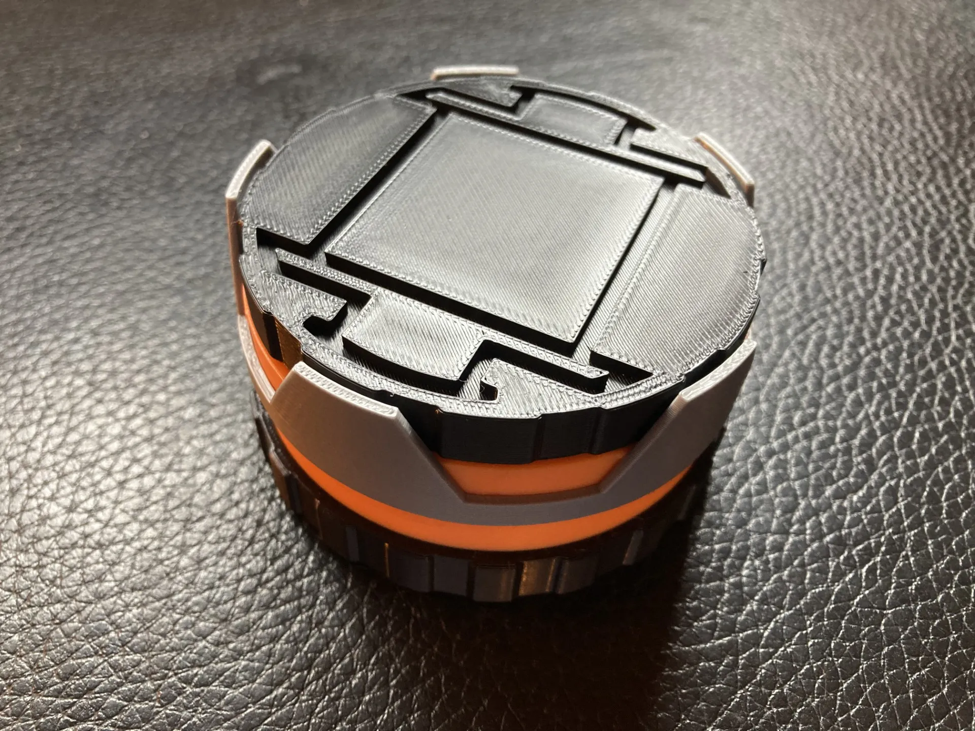 Savi's Workshop Kyber Crystal Container - Free 3D Print Model - MakerWorld