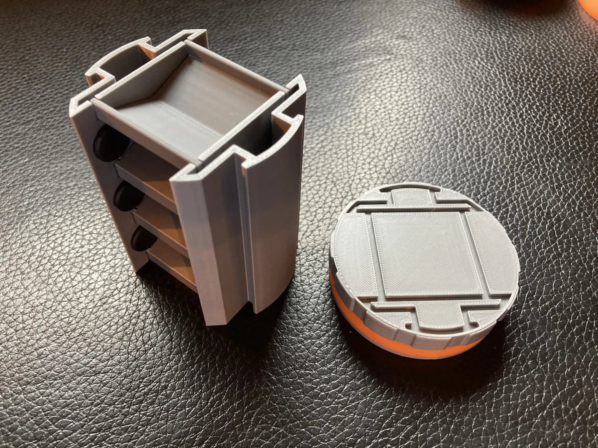 Savi's Workshop Kyber Crystal Container - Free 3D Print Model - MakerWorld