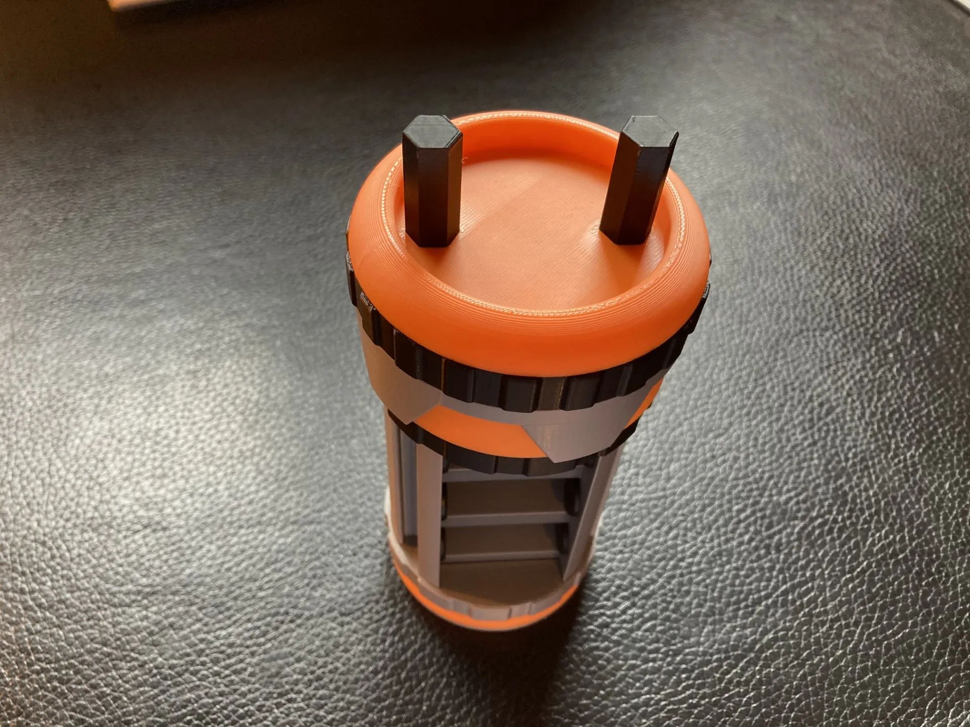 Savi's Workshop Kyber Crystal Container - Free 3D Print Model - MakerWorld