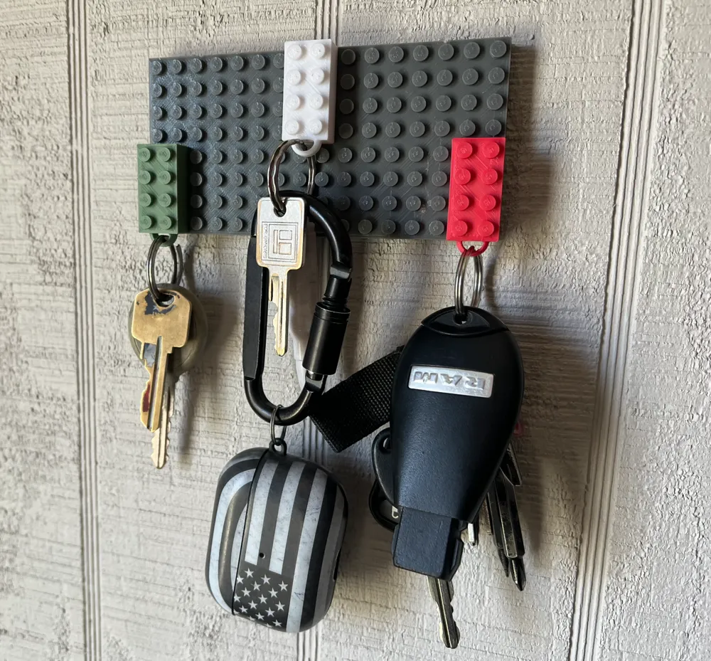 Brick Keychain and Wall Mount by Little Mac Designs - MakerWorld